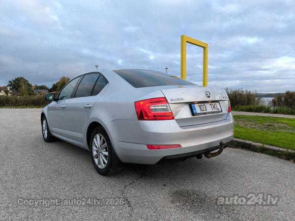 Grey Skoda Octavia 2013 in Tartu, with an engine capacity of 1.60 L and mileage of 225 thousand km for 6900 €, photo 3 on AUTOMOTO.COM.LV