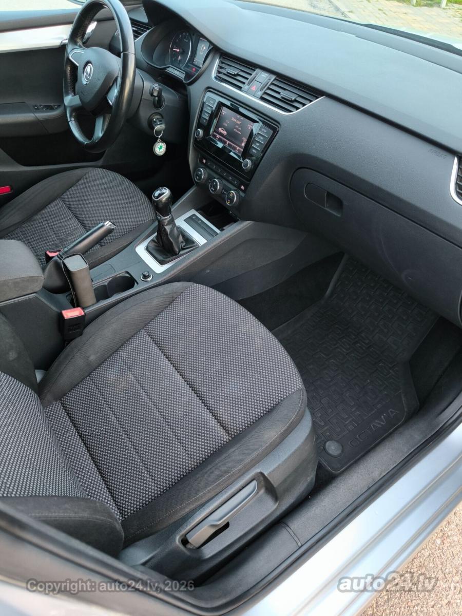 Pelēks Skoda Octavia 2013 Tartu, ar dzinēja tilpumu 1.60 L un nobraukumu 225 tūkst. km par 6900 €, foto 14 vietnē AUTOMOTO.COM.LV