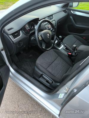 Pelēks Skoda Octavia 2013 Tartu, ar dzinēja tilpumu 1.60 L un nobraukumu 225 tūkst. km par 6900 €, foto 15 vietnē AUTOMOTO.COM.LV