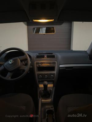 Pelēks Skoda Octavia 2013 Pērnava, ar dzinēja tilpumu 1.20 L un nobraukumu 162 tūkst. km par 4500 €, foto 8 vietnē AUTOMOTO.COM.LV