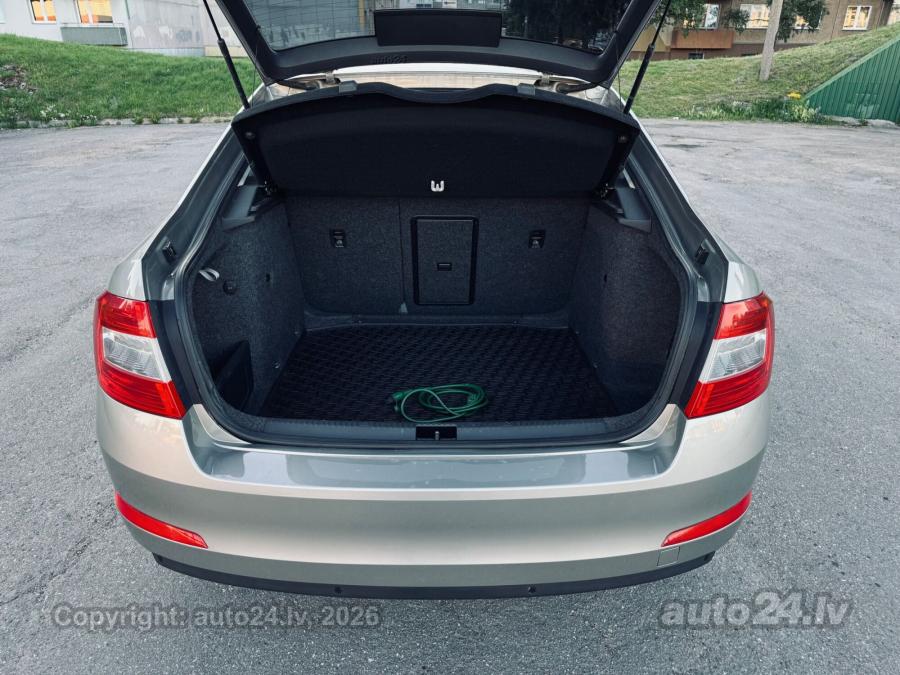 Pelēks Skoda Octavia 2013 Tallina, ar dzinēja tilpumu 2.00 L un nobraukumu 145 tūkst. km par 6490 €, foto 11 vietnē AUTOMOTO.COM.LV
