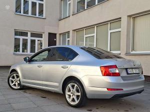 Grey Skoda Octavia 2013 in Silute, with an engine capacity of 1.60 L and mileage of 194 thousand km for 3500 €, photo 6 on AUTOMOTO.COM.LV
