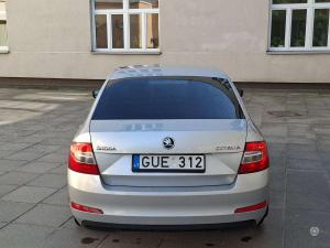 Grey Skoda Octavia 2013 in Silute, with an engine capacity of 1.60 L and mileage of 194 thousand km for 3500 €, photo 10 on AUTOMOTO.COM.LV