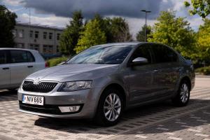 Grey Skoda Octavia 2013 in Vilnius, with an engine capacity of 1.60 L and mileage of 175 thousand km for 5700 €, photo 6 on AUTOMOTO.COM.LV
