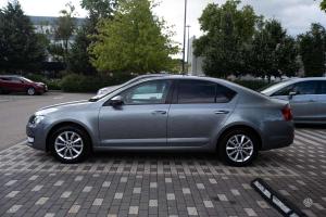 Grey Skoda Octavia 2013 in Vilnius, with an engine capacity of 1.60 L and mileage of 175 thousand km for 5700 €, photo 30 on AUTOMOTO.COM.LV