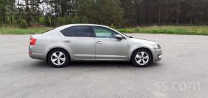 Grey Skoda Octavia 2013 in Riga, with an engine capacity of 2.00 L and mileage of 496 thousand km for 2500 €, photo 3 on AUTOMOTO.COM.LV