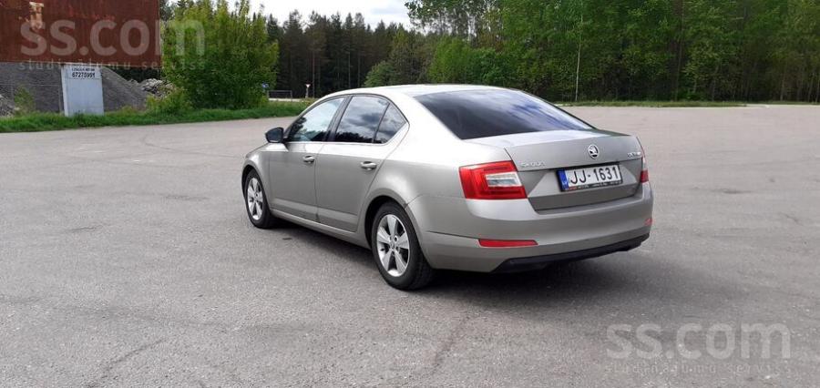 Grey Skoda Octavia 2013 in Riga, with an engine capacity of 2.00 L and mileage of 496 thousand km for 2500 €, photo 7 on AUTOMOTO.COM.LV