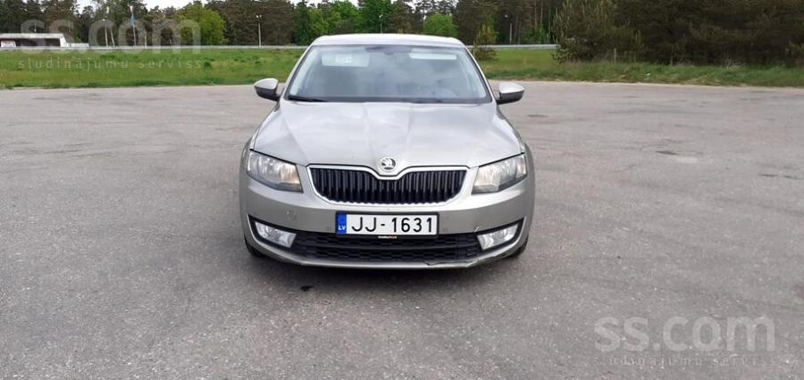 Grey Skoda Octavia 2013 in Riga, with an engine capacity of 2.00 L and mileage of 496 thousand km for 2500 €, photo 9 on AUTOMOTO.COM.LV