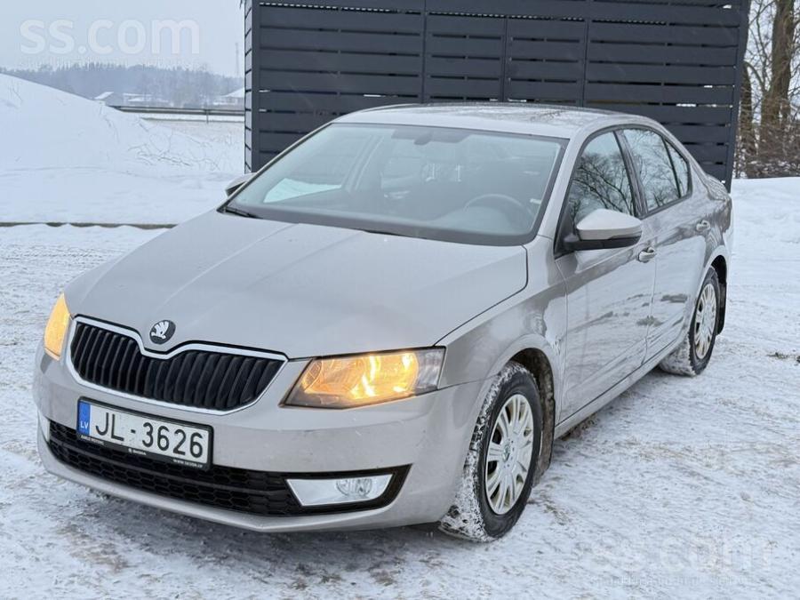 Pelēks Skoda Octavia 2013 Rīga, ar dzinēja tilpumu 1.20 L un nobraukumu 224 tūkst. km par 5900 €, foto 3 vietnē AUTOMOTO.COM.LV