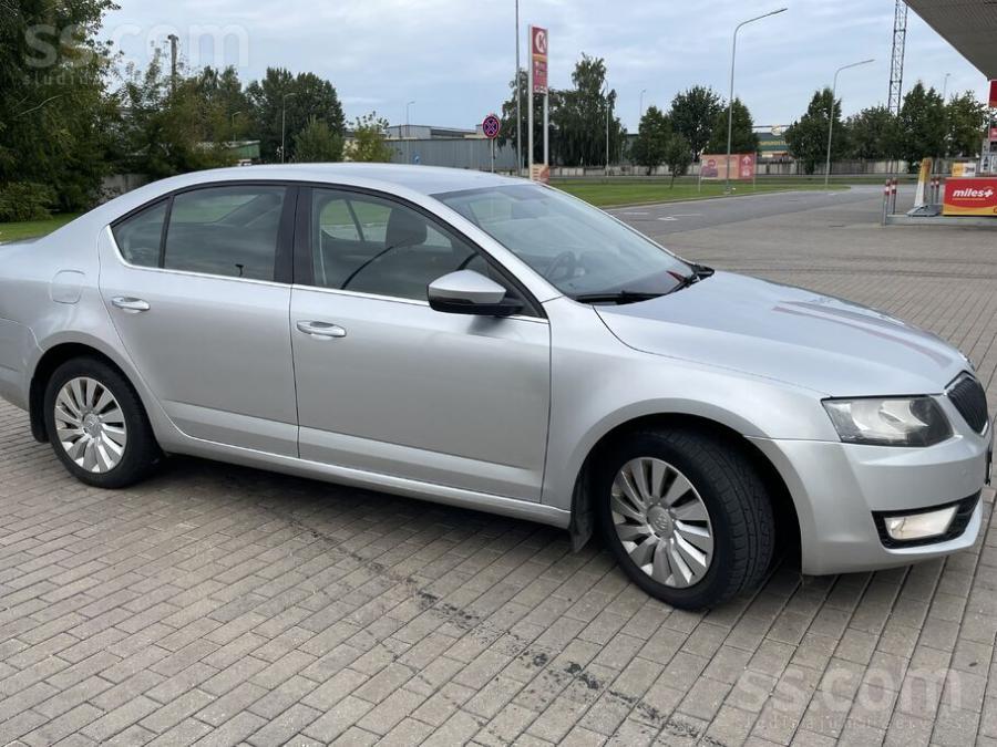 Grey Skoda Octavia 2013 in Riga, with an engine capacity of 1.40 L and mileage of 300 thousand km for 4600 €, photo 5 on AUTOMOTO.COM.LV
