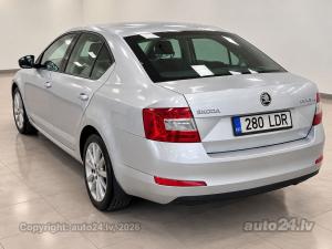 Pelēks Skoda Octavia 2013 Tartu, ar dzinēja tilpumu 1.40 L un nobraukumu 160 tūkst. km par 7360 €, foto 6 vietnē AUTOMOTO.COM.LV