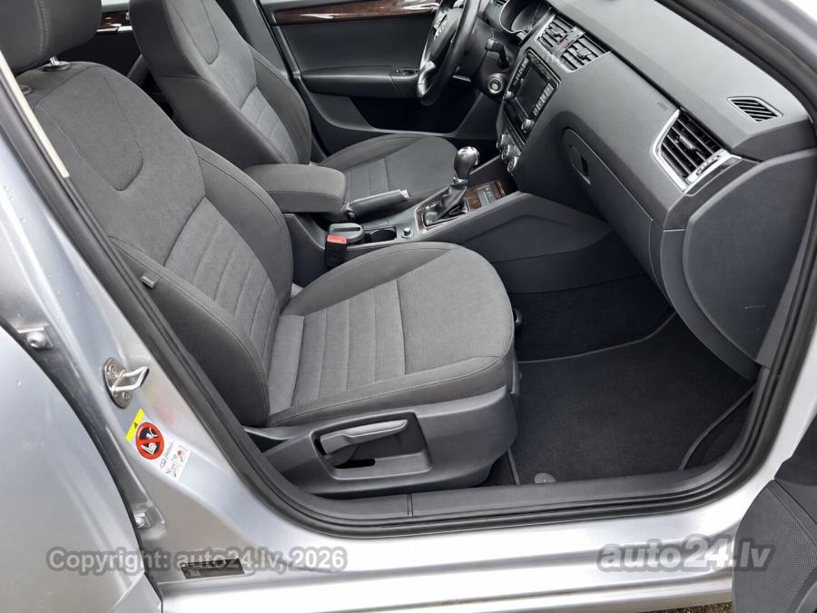 Pelēks Skoda Octavia 2013 Tartu, ar dzinēja tilpumu 1.40 L un nobraukumu 160 tūkst. km par 7360 €, foto 19 vietnē AUTOMOTO.COM.LV