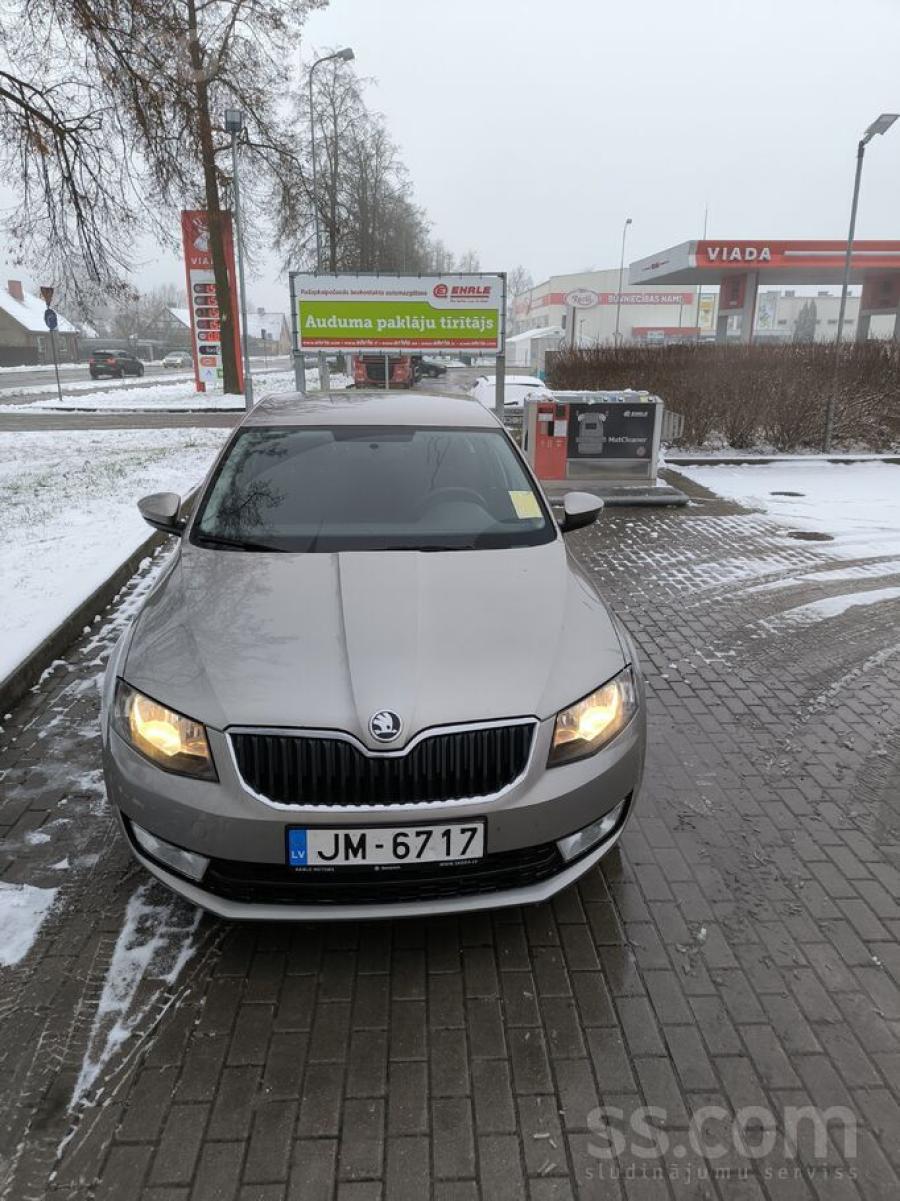 Pelēks Skoda Octavia 2014 Jelgava, ar dzinēja tilpumu 1.60 L un nobraukumu 200 tūkst. km par 4500 €, foto 4 vietnē AUTOMOTO.COM.LV