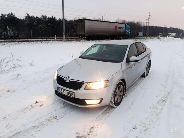 Pelēks Skoda Octavia 2014 Kauņa, ar dzinēja tilpumu 1.60 L un nobraukumu 409 tūkst. km par 3100 €, foto 1 vietnē AUTOMOTO.COM.LV