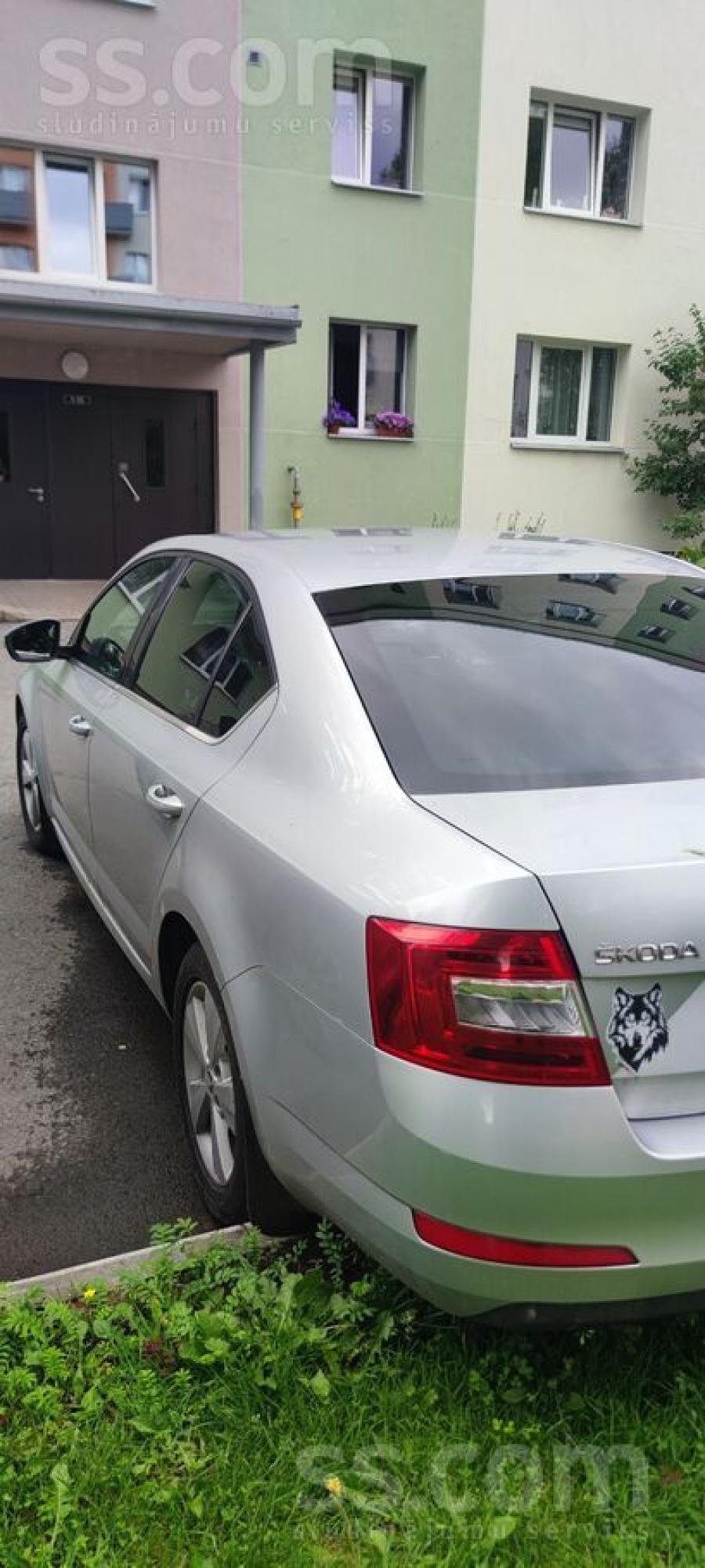 Pelēks Skoda Octavia 2014 Rīga, ar dzinēja tilpumu 1.60 L un nobraukumu 517 tūkst. km par 2750 €, foto 5 vietnē AUTOMOTO.COM.LV