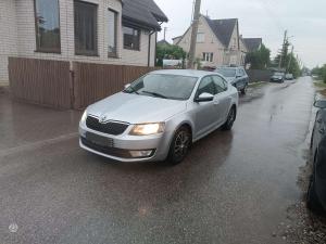 Grey Skoda Octavia 2014 in Marijampole, with an engine capacity of 1.60 L and mileage of 250 thousand km for 3500 €, photo 4 on AUTOMOTO.COM.LV