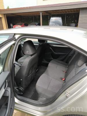 Pelēks Skoda Octavia 2014 Jelgava, ar dzinēja tilpumu 1.60 L un nobraukumu 201 tūkst. km par 4400 €, foto 7 vietnē AUTOMOTO.COM.LV