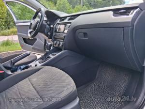 Pelēks Skoda Octavia 2014 Hāpsalu, ar dzinēja tilpumu 1.60 L un nobraukumu 216 tūkst. km par 6900 €, foto 10 vietnē AUTOMOTO.COM.LV