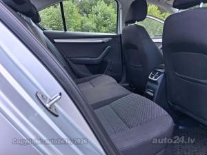 Pelēks Skoda Octavia 2014 Hāpsalu, ar dzinēja tilpumu 1.60 L un nobraukumu 216 tūkst. km par 6900 €, foto 11 vietnē AUTOMOTO.COM.LV