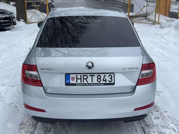 Grey Skoda Octavia 2015 in Vilnius, with an engine capacity of 1.40 L and mileage of 142 thousand km for 8600 €, photo 4 on AUTOMOTO.COM.LV