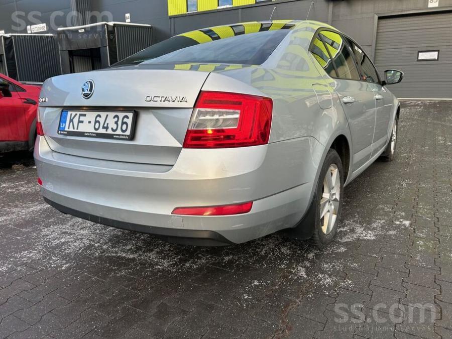 Pelēks Skoda Octavia 2015 Aizkraukle, ar dzinēja tilpumu 1.60 L un nobraukumu 207 tūkst. km par 5490 €, foto 4 vietnē AUTOMOTO.COM.LV