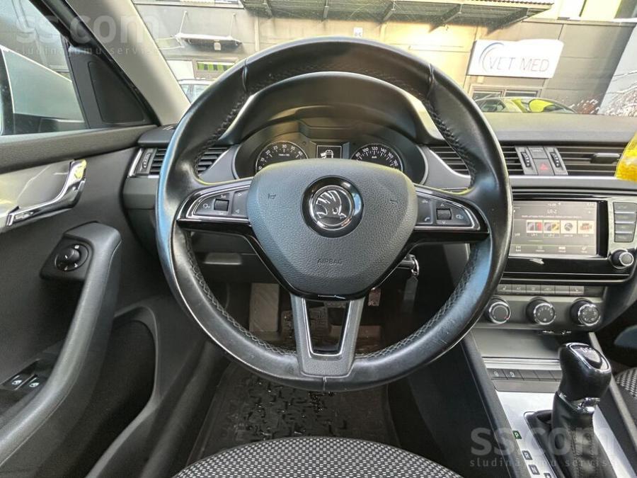 Pelēks Skoda Octavia 2015 Aizkraukle, ar dzinēja tilpumu 1.60 L un nobraukumu 207 tūkst. km par 5490 €, foto 12 vietnē AUTOMOTO.COM.LV