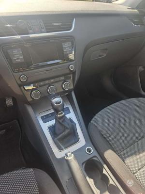 Pelēks Skoda Octavia 2015 Kauņa, ar dzinēja tilpumu 1.40 L un nobraukumu 92 tūkst. km par 7500 €, foto 3 vietnē AUTOMOTO.COM.LV