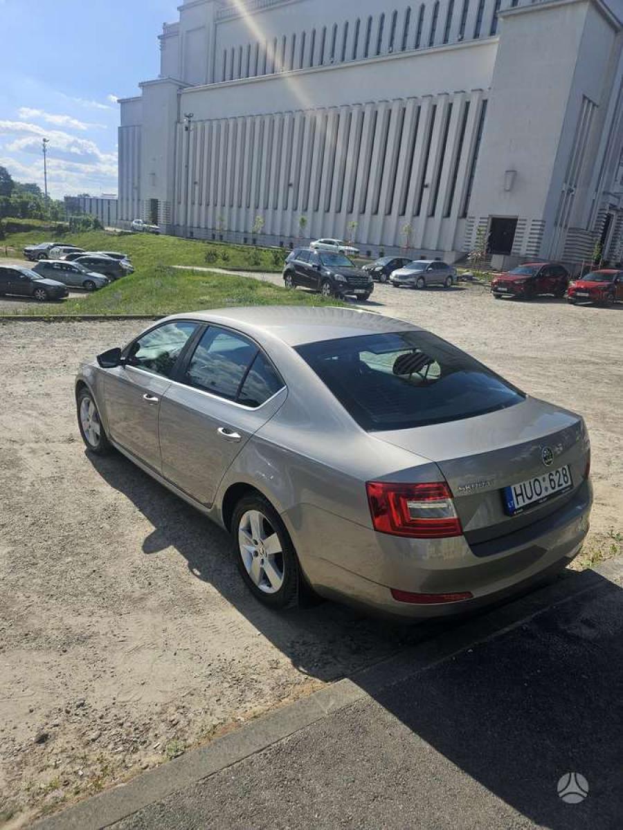 Pelēks Skoda Octavia 2015 Kauņa, ar dzinēja tilpumu 1.40 L un nobraukumu 92 tūkst. km par 7500 €, foto 4 vietnē AUTOMOTO.COM.LV