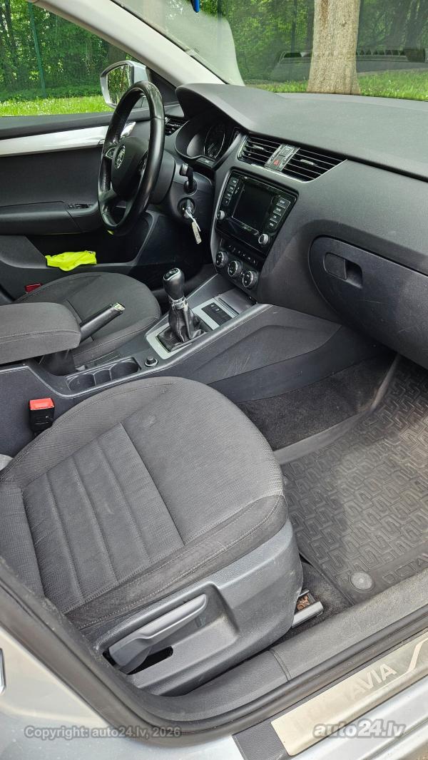 Grey Skoda Octavia 2015 in Tallinn, with an engine capacity of 1.60 L and mileage of 363 thousand km for 3900 €, photo 5 on AUTOMOTO.COM.LV