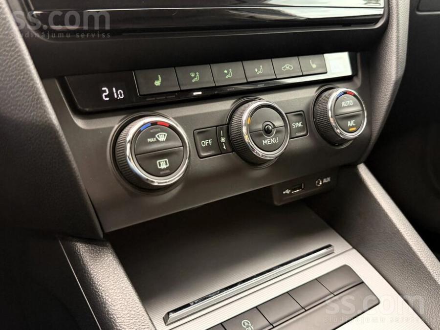 Pelēks Skoda Octavia 2015 Rīga, ar dzinēja tilpumu 2.00 L un nobraukumu 130 tūkst. km par 9990 €, foto 13 vietnē AUTOMOTO.COM.LV