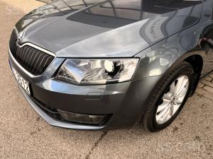 Pelēks Skoda Octavia 2015 Rīga, ar dzinēja tilpumu 2.00 L un nobraukumu 130 tūkst. km par 9990 €, foto 24 vietnē AUTOMOTO.COM.LV