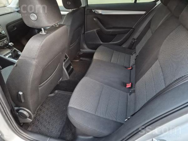 Skoda Octavia 2015 in Ventspils on AUTOMOTO.COM.LV Grey Skoda Octavia 2015 in Ventspils, with an engine capacity of 1.60 L and mileage of 249 thousand km for 5350 €, photo 9 on AUTOMOTO.COM.LV