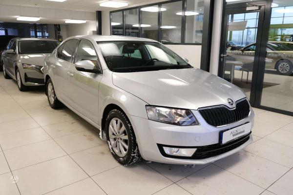 Pelēks Skoda Octavia 2016 Viļņa, ar dzinēja tilpumu 1.40 L un nobraukumu 122 tūkst. km par 8500 €, foto 3 vietnē AUTOMOTO.COM.LV