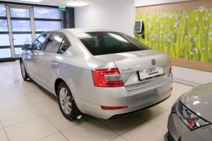 Pelēks Skoda Octavia 2016 Viļņa, ar dzinēja tilpumu 1.40 L un nobraukumu 122 tūkst. km par 8500 €, foto 4 vietnē AUTOMOTO.COM.LV
