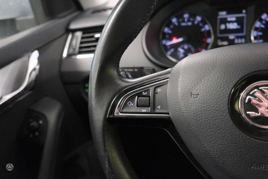 Pelēks Skoda Octavia 2016 Viļņa, ar dzinēja tilpumu 1.40 L un nobraukumu 122 tūkst. km par 8500 €, foto 17 vietnē AUTOMOTO.COM.LV