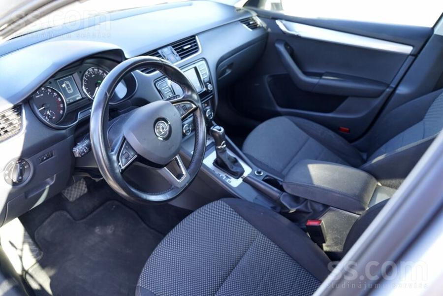 Pelēks Skoda Octavia 2016 Rīga, ar dzinēja tilpumu 1.60 L un nobraukumu 285 tūkst. km par 5990 €, foto 10 vietnē AUTOMOTO.COM.LV
