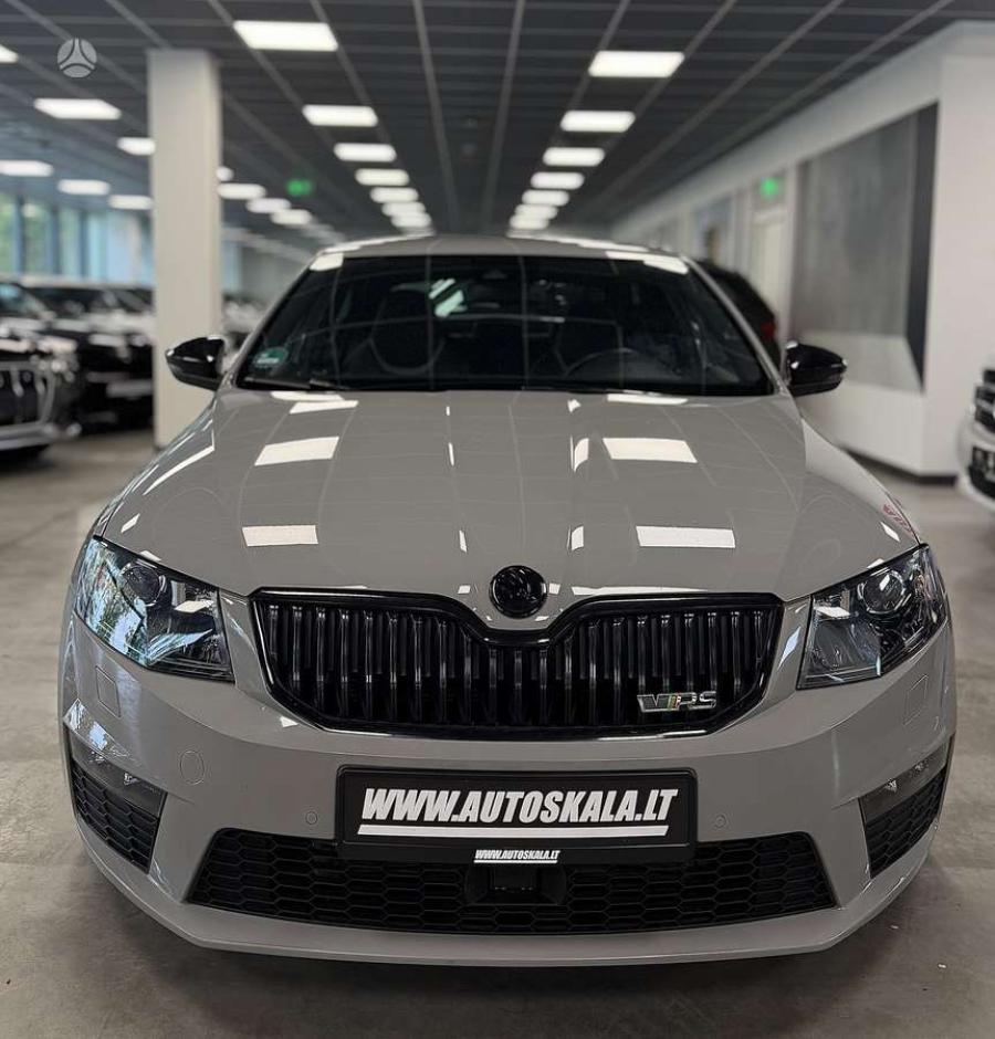 Grey Skoda Octavia 2016 in Klaipeda, with an engine capacity of 1.97 L and mileage of 92 thousand km for 14900 €, photo 5 on AUTOMOTO.COM.LV