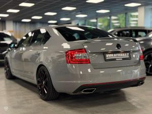 Grey Skoda Octavia 2016 in Klaipeda, with an engine capacity of 1.97 L and mileage of 92 thousand km for 14900 €, photo 27 on AUTOMOTO.COM.LV