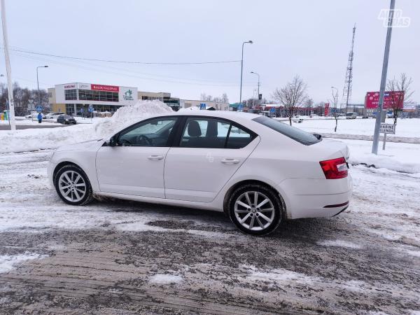 Grey Skoda Octavia 2017 in Siauliai, with an engine capacity of 1.60 L and mileage of 330 thousand km for 5900 €, photo 5 on AUTOMOTO.COM.LV