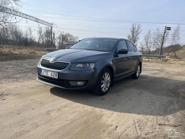 Pelēks Skoda Octavia 2017 Vievis, ar dzinēja tilpumu 1.60 L un nobraukumu 345 tūkst. km par 5000 €, foto 1 vietnē AUTOMOTO.COM.LV