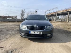 Pelēks Skoda Octavia 2017 Vievis, ar dzinēja tilpumu 1.60 L un nobraukumu 345 tūkst. km par 5000 €, foto 2 vietnē AUTOMOTO.COM.LV