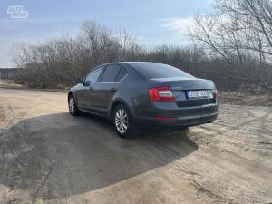 Pelēks Skoda Octavia 2017 Vievis, ar dzinēja tilpumu 1.60 L un nobraukumu 345 tūkst. km par 5000 €, foto 5 vietnē AUTOMOTO.COM.LV