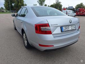Pelēks Skoda Octavia 2017 Šakiai, ar dzinēja tilpumu 1.60 L un nobraukumu 257 tūkst. km par 7300 €, foto 8 vietnē AUTOMOTO.COM.LV