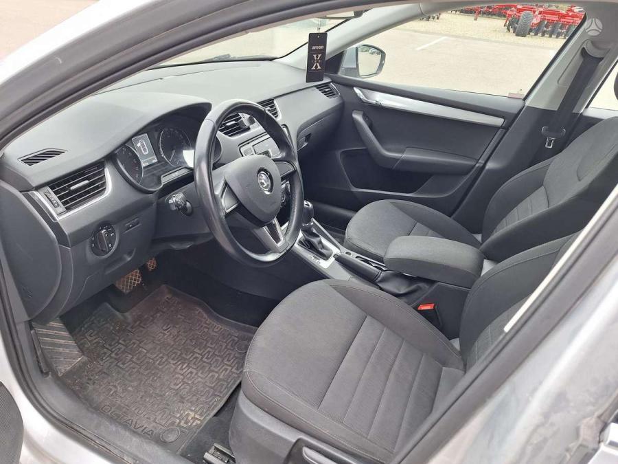 Pelēks Skoda Octavia 2017 Šakiai, ar dzinēja tilpumu 1.60 L un nobraukumu 257 tūkst. km par 7300 €, foto 11 vietnē AUTOMOTO.COM.LV