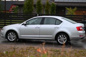 Grey Skoda Octavia 2017 in Vilnius, with an engine capacity of 1.60 L and mileage of 169 thousand km for 8900 €, photo 3 on AUTOMOTO.COM.LV