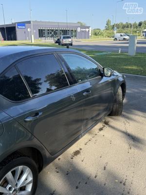 Grey Skoda Octavia 2017 in Vilnius, with an engine capacity of 1.60 L and mileage of 297 thousand km for 7000 €, photo 8 on AUTOMOTO.COM.LV
