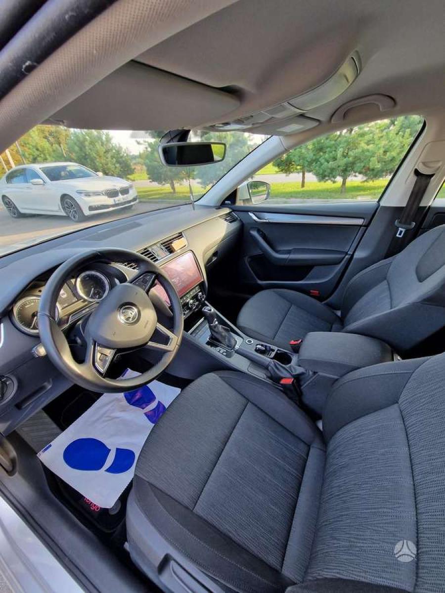 Grey Skoda Octavia 2017 in Kaunas, with an engine capacity of 1.40 L and mileage of 215 thousand km for 10499 €, photo 14 on AUTOMOTO.COM.LV