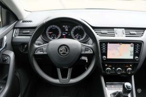 Pelēks Skoda Octavia 2018 Viļņa, ar dzinēja tilpumu 1.97 L un nobraukumu 181 tūkst. km par 10400 €, foto 6 vietnē AUTOMOTO.COM.LV