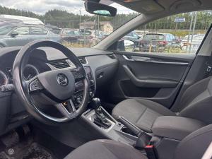 Grey Skoda Octavia 2018 in Vilnius, with an engine capacity of 1.60 L and mileage of 123 thousand km for 9500 €, photo 8 on AUTOMOTO.COM.LV