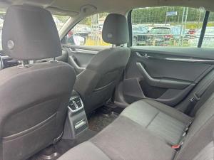 Grey Skoda Octavia 2018 in Vilnius, with an engine capacity of 1.60 L and mileage of 123 thousand km for 9500 €, photo 11 on AUTOMOTO.COM.LV